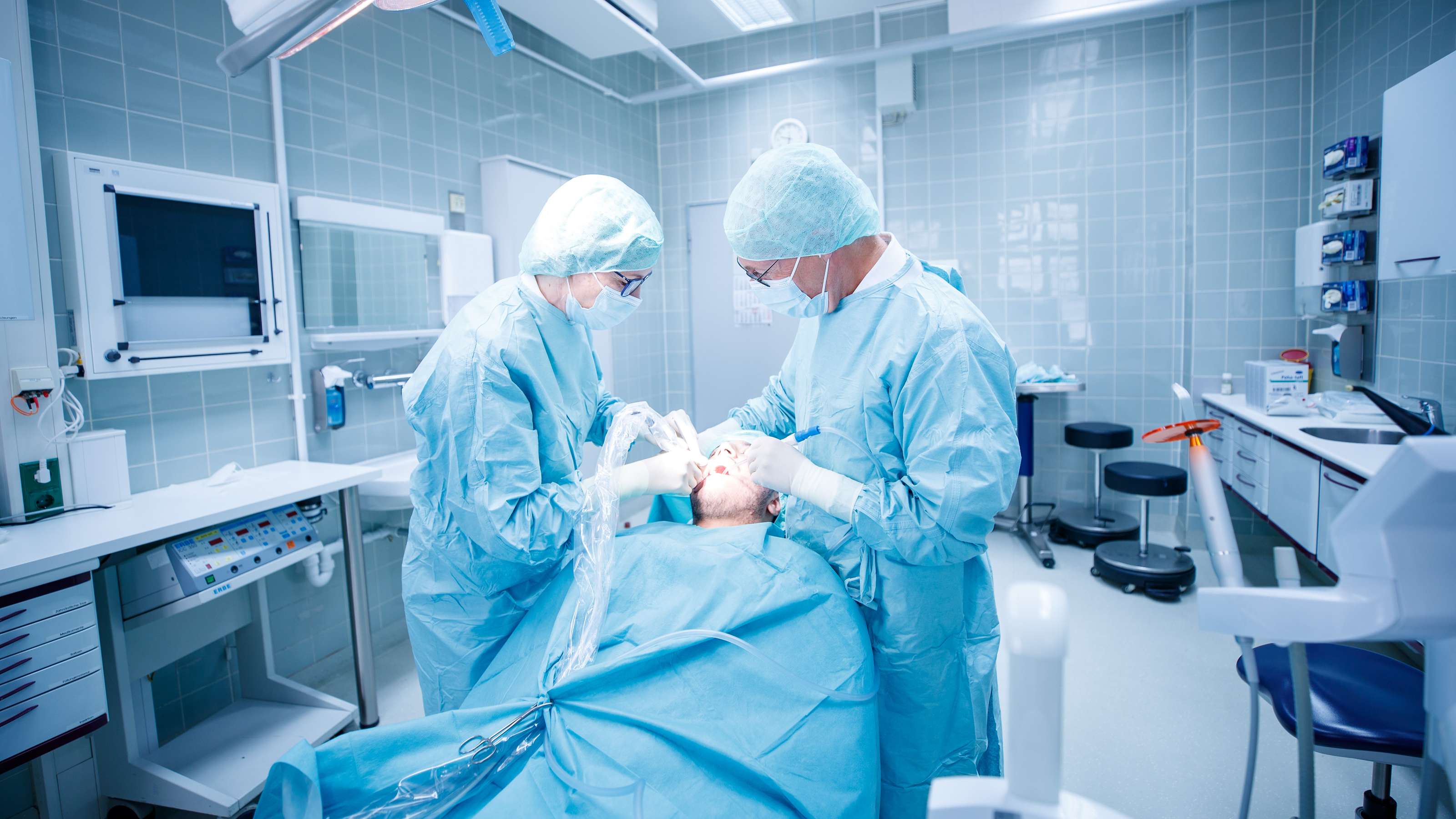 Mund-, Kiefer- und plastische Gesichtschirurgie